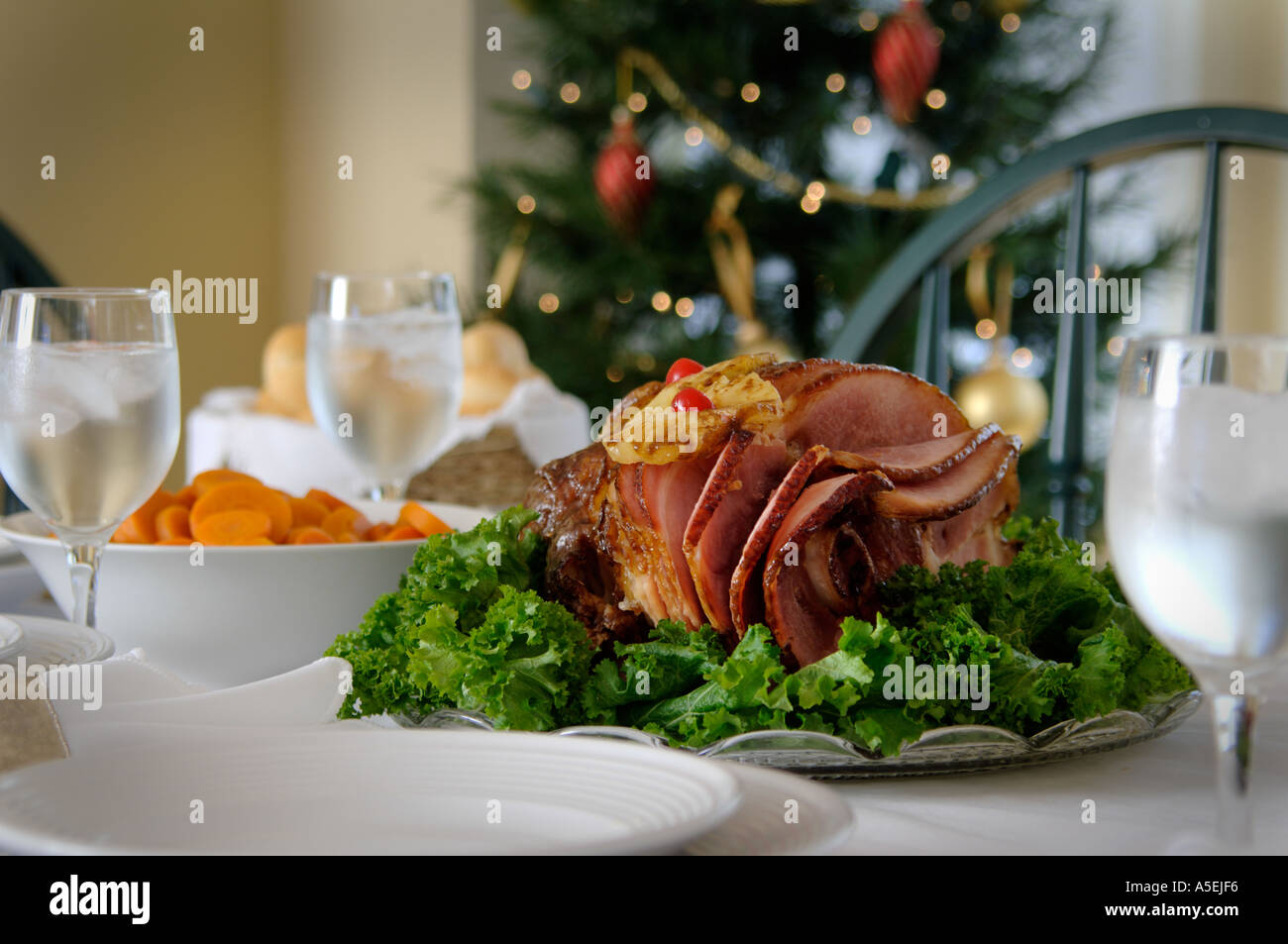 Christmas meal setup hi-res stock photography and images - Alamy
