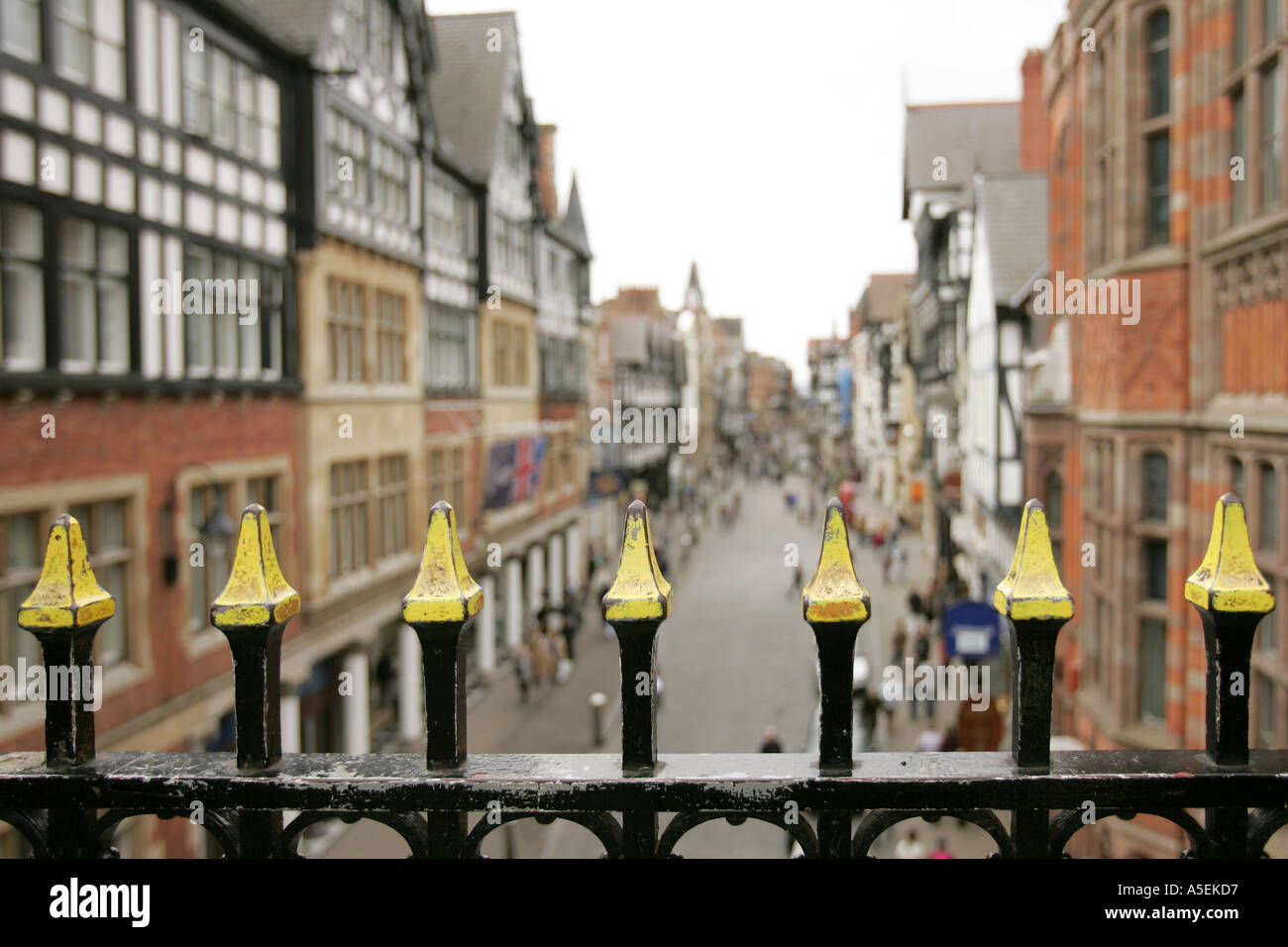 Victorian house parapet architecture hi-res stock photography and ...