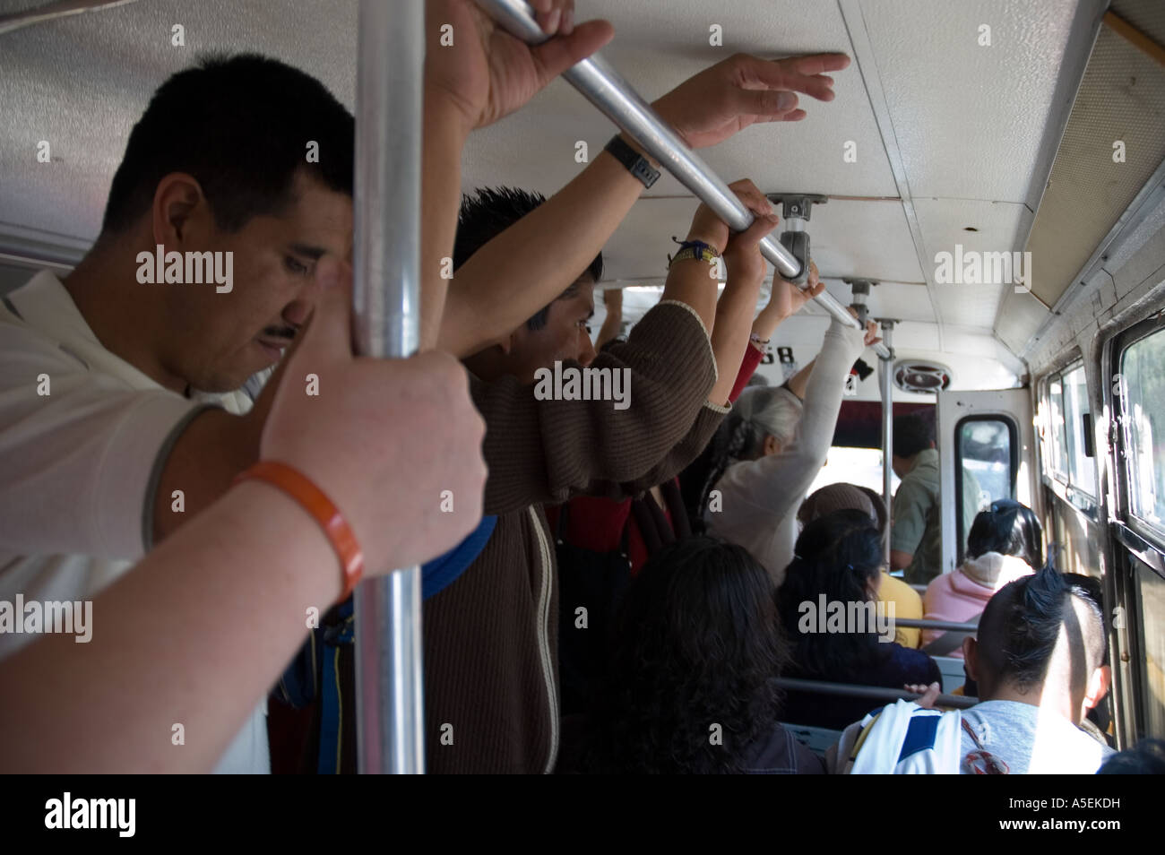 Mexico bus stand hi-res stock photography and images - Alamy