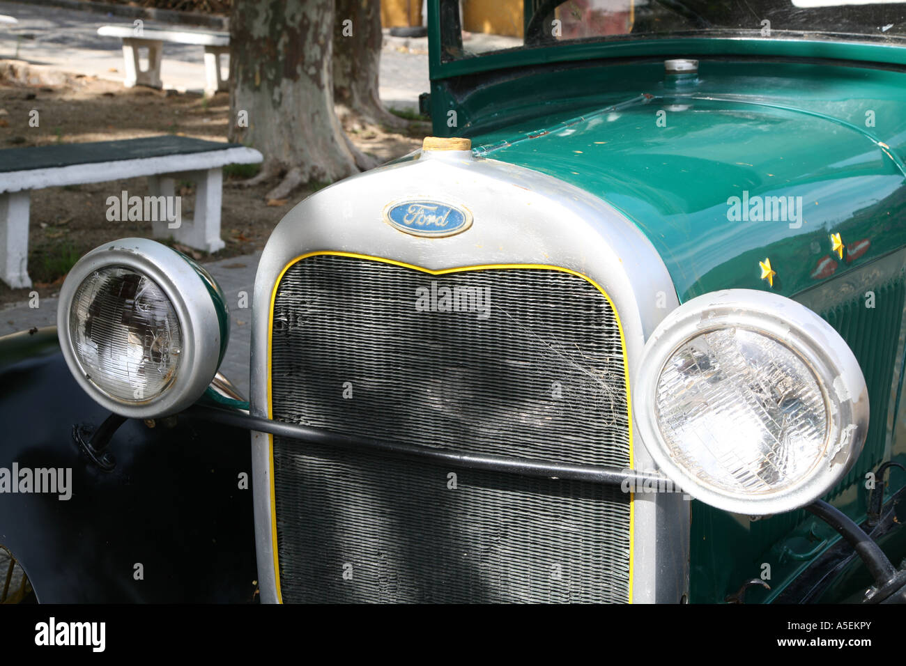 Uruguay Old Alt Altes Car Auto Wagen Oldtimer PKW Ford Stock Photo - Alamy