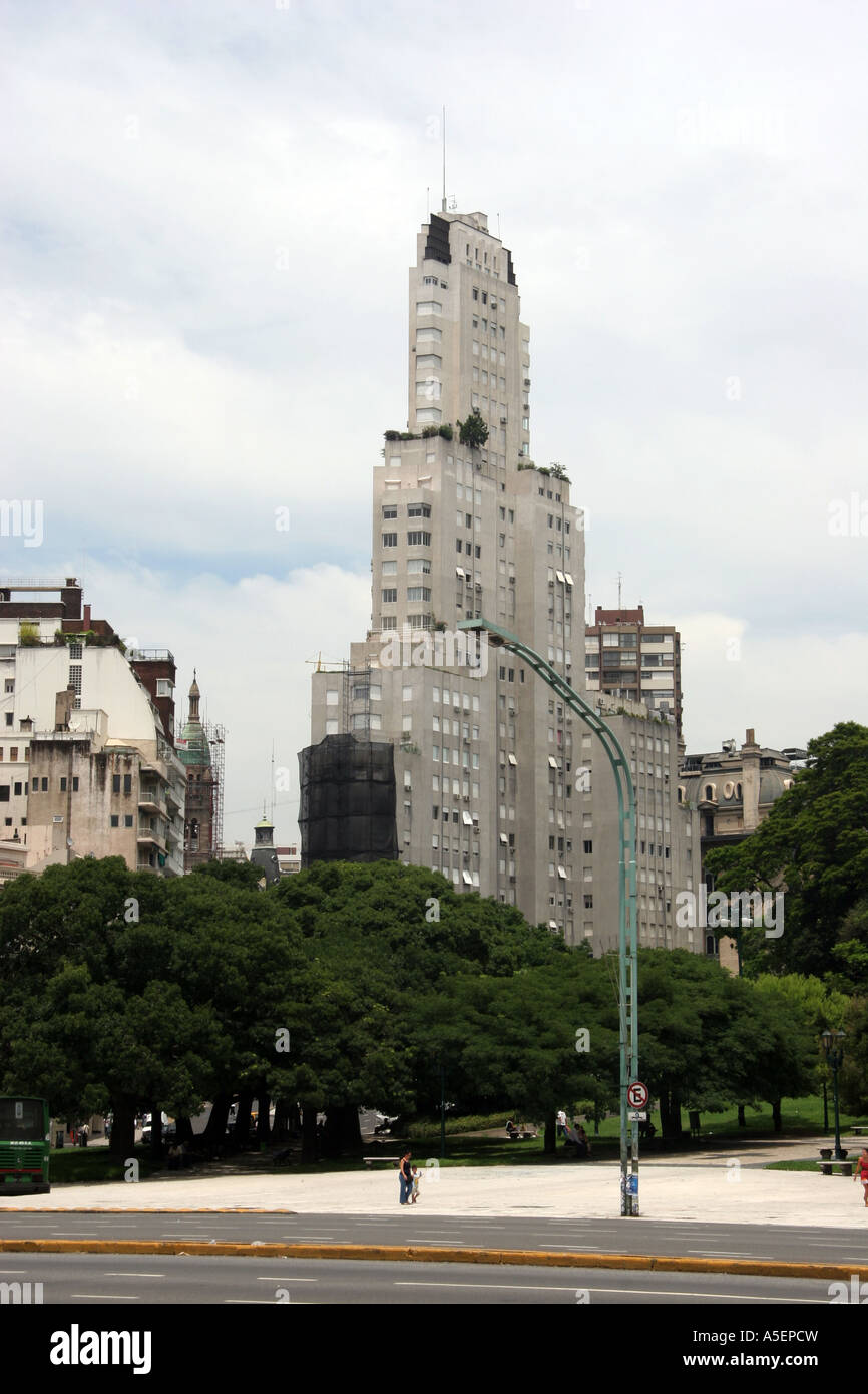 Argentina buenos aires kavanagh building hi-res stock photography and ...