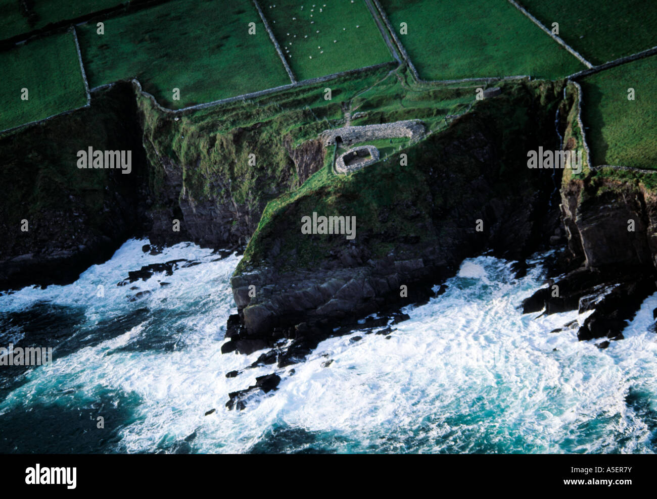 Promontory forts hi-res stock photography and images - Alamy