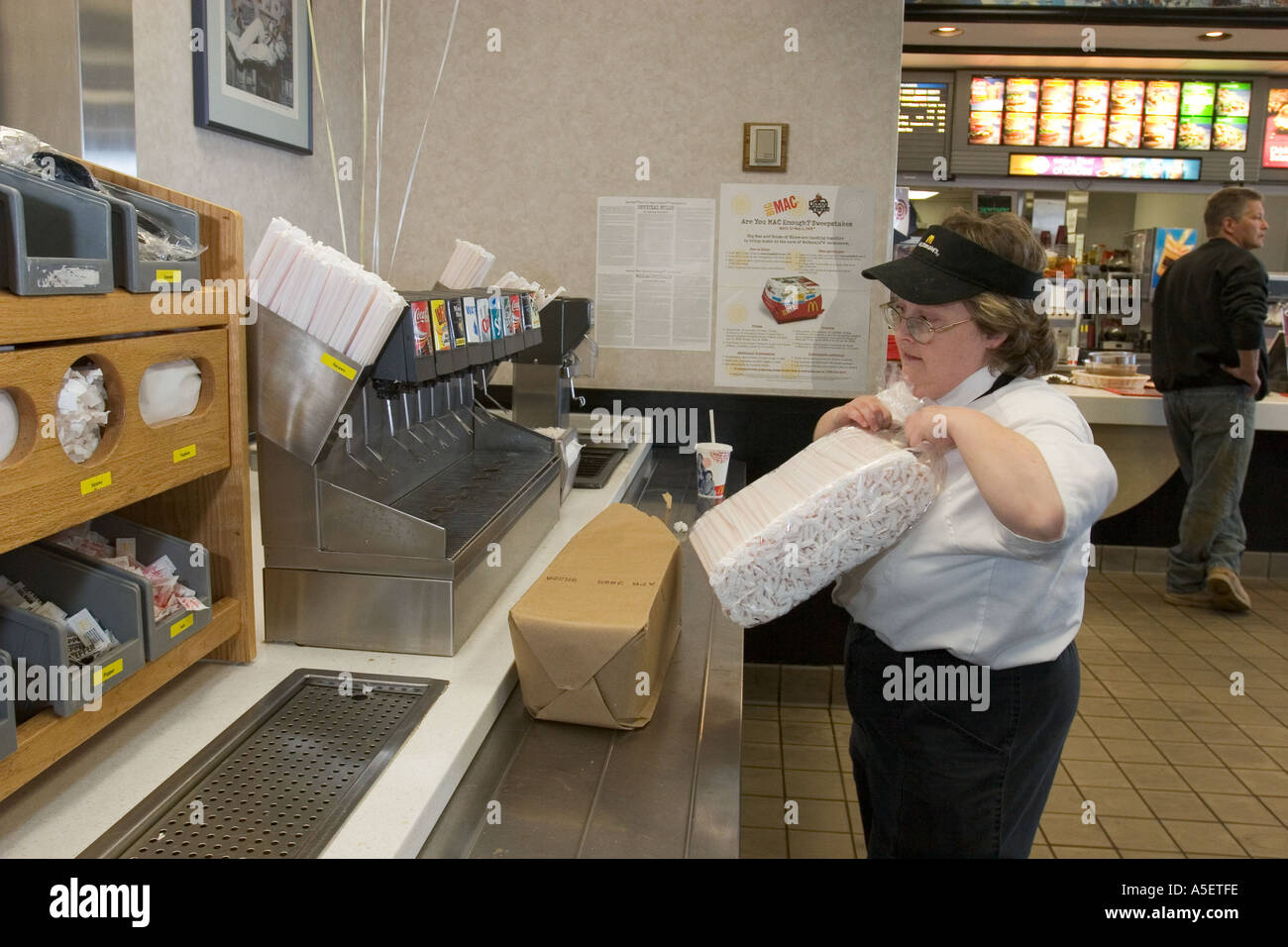 Mcdonald employee hi-res stock photography and images - Alamy