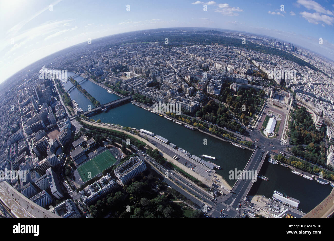 Overview on river seine hi-res stock photography and images - Alamy