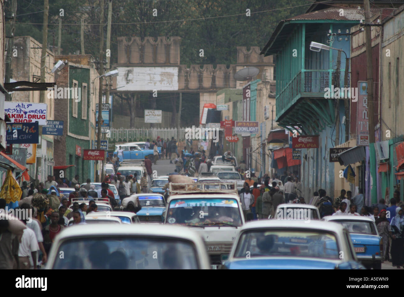 Harar, Ethiopia, street inside the walled city of Harar Stock Photo - Alamy
