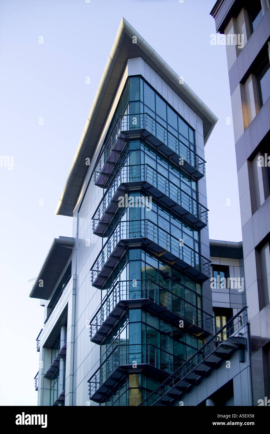 SCOTLAND GLASGOW MODERN WEDGE SHAPED OFFICE BUILDING Stock Photo - Alamy