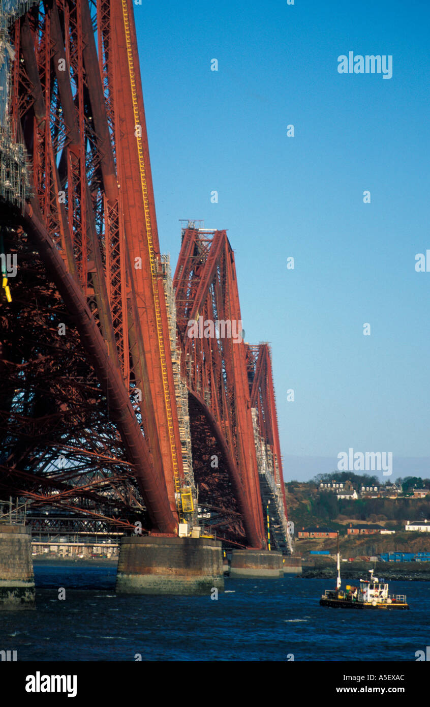 Forth railway bridge steel 1890 hi-res stock photography and images - Alamy