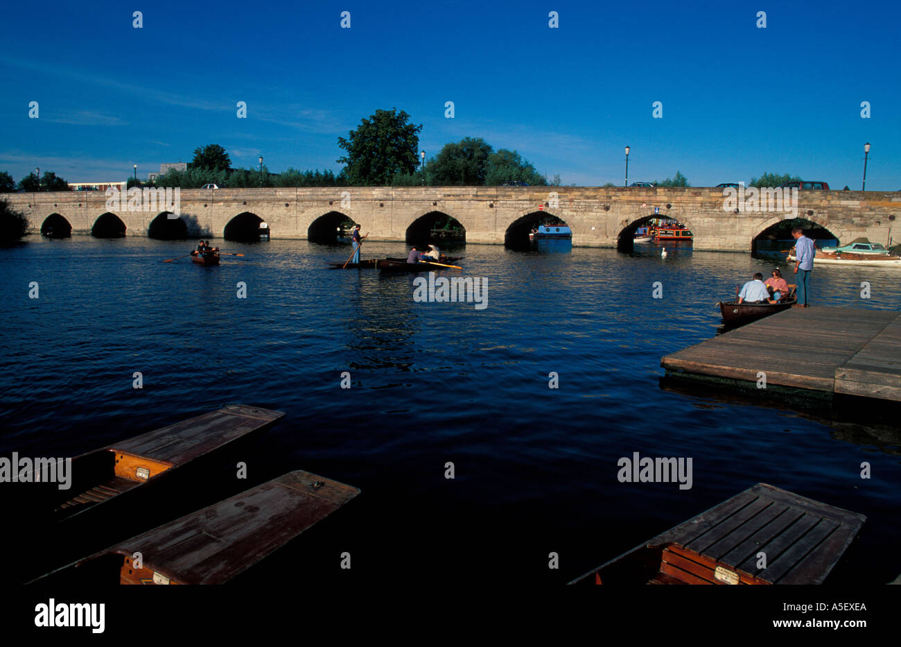 Medieval bridge Stratford Upon Avon Warwickshire Stock Photo - Alamy
