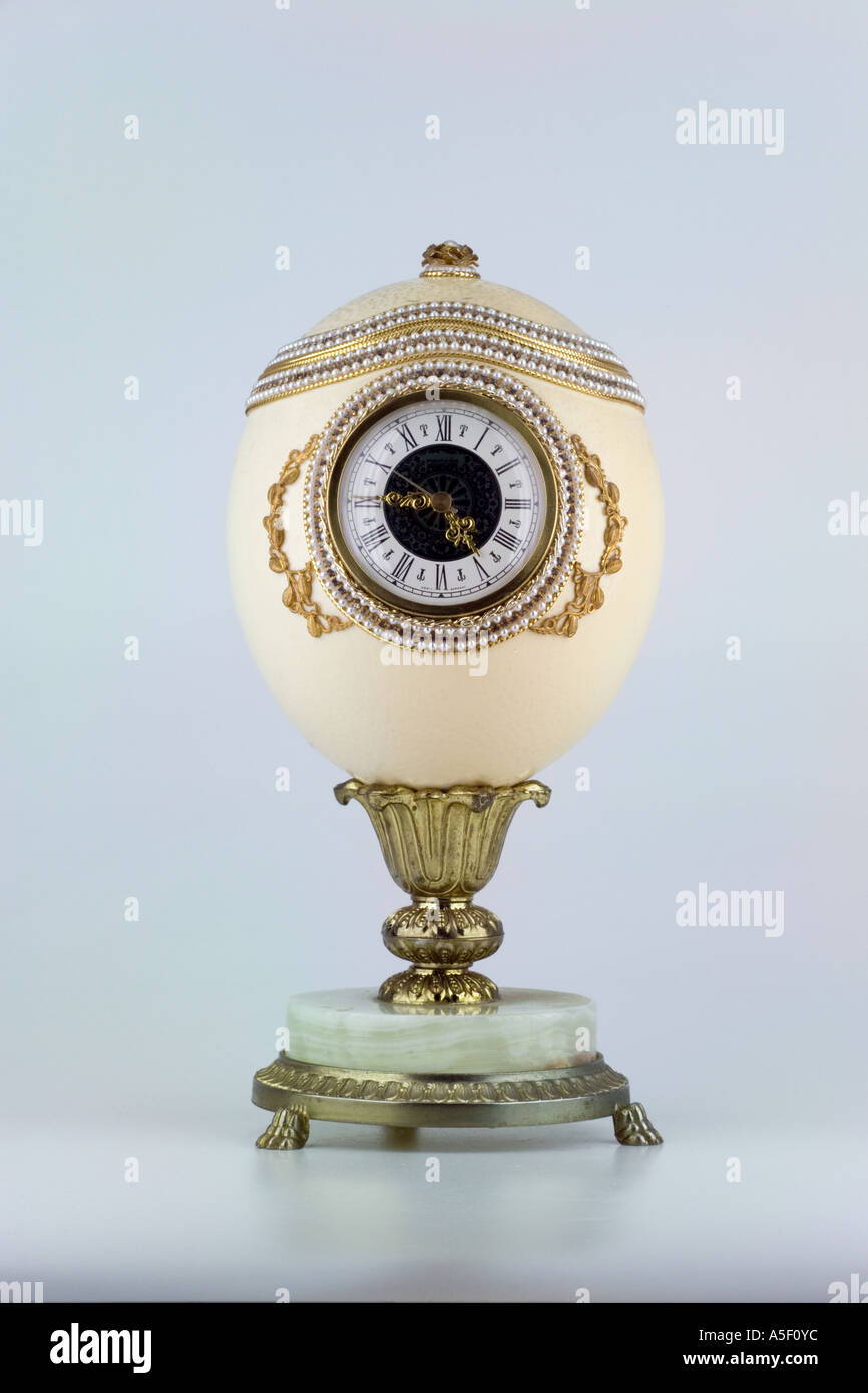 Ostrich Egg clock time piece Stock Photo - Alamy