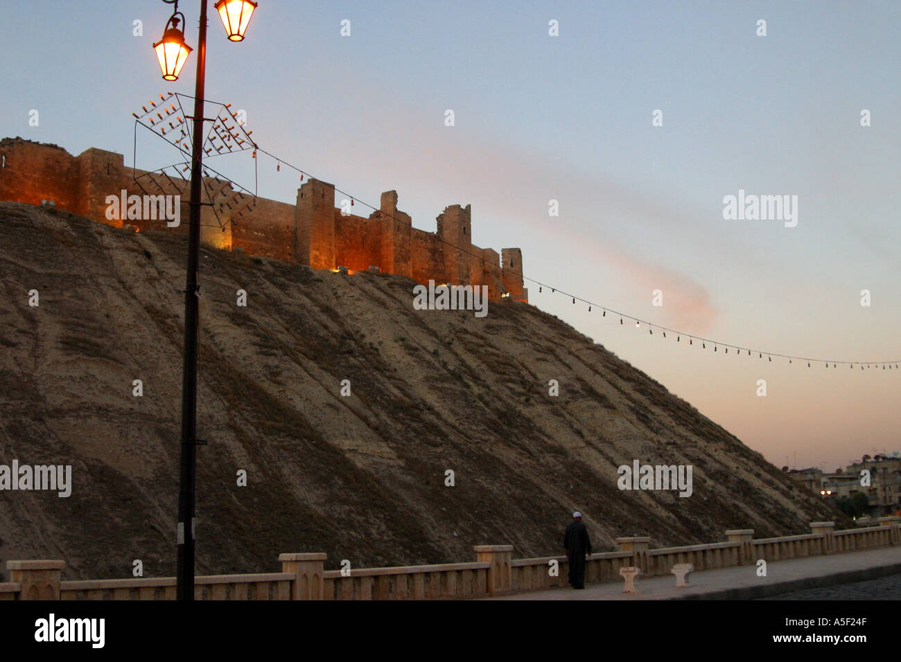 Aleppo citadel sunset hi-res stock photography and images - Alamy