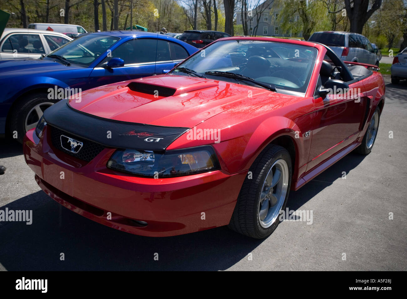 Concourse car hi-res stock photography and images - Alamy