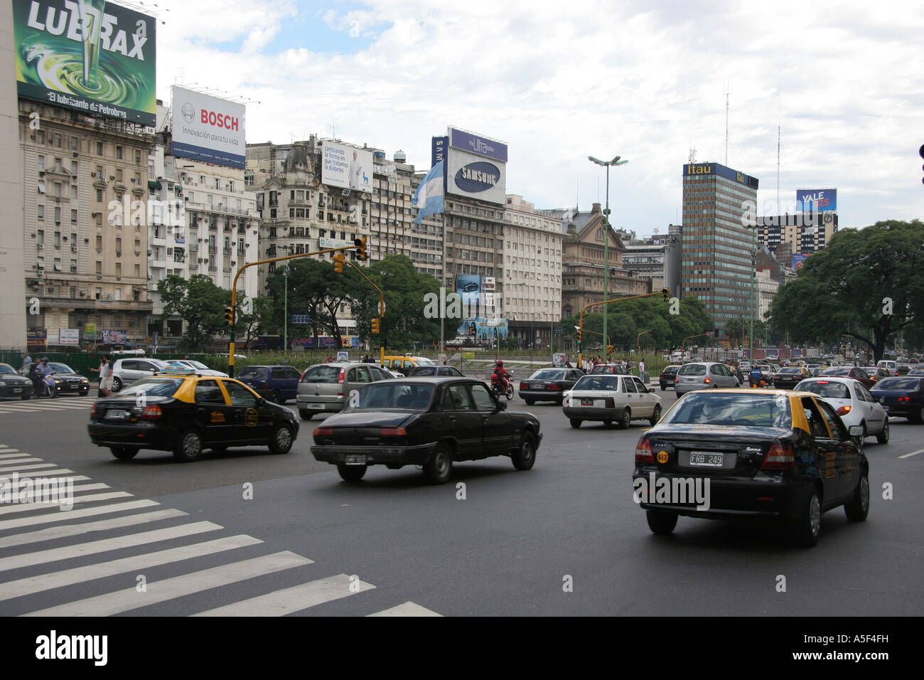 Chausee hi-res stock photography and images - Alamy