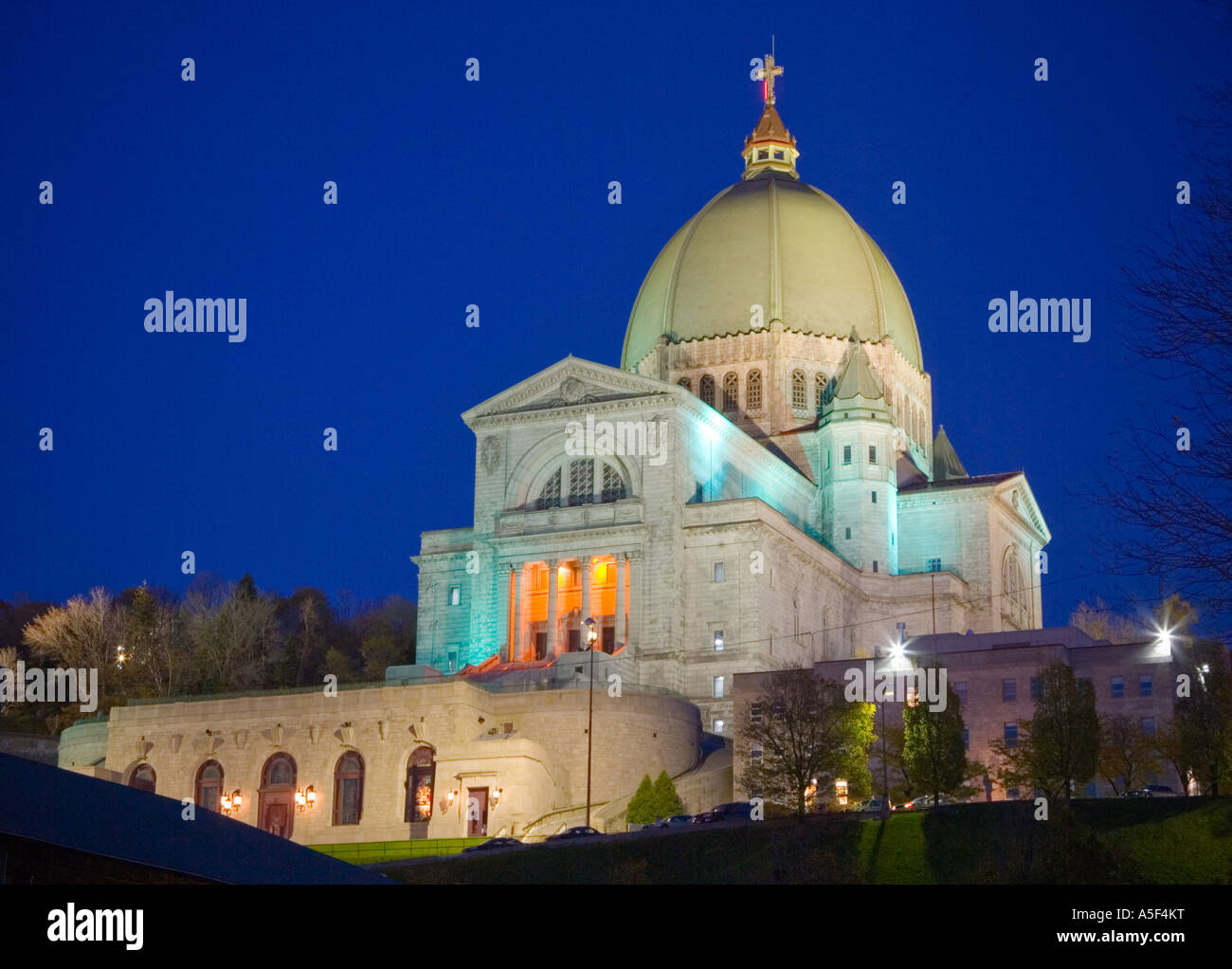 Saint Joseph's Oratory - Montreal, Quebec, Canada Stock Photo - Alamy