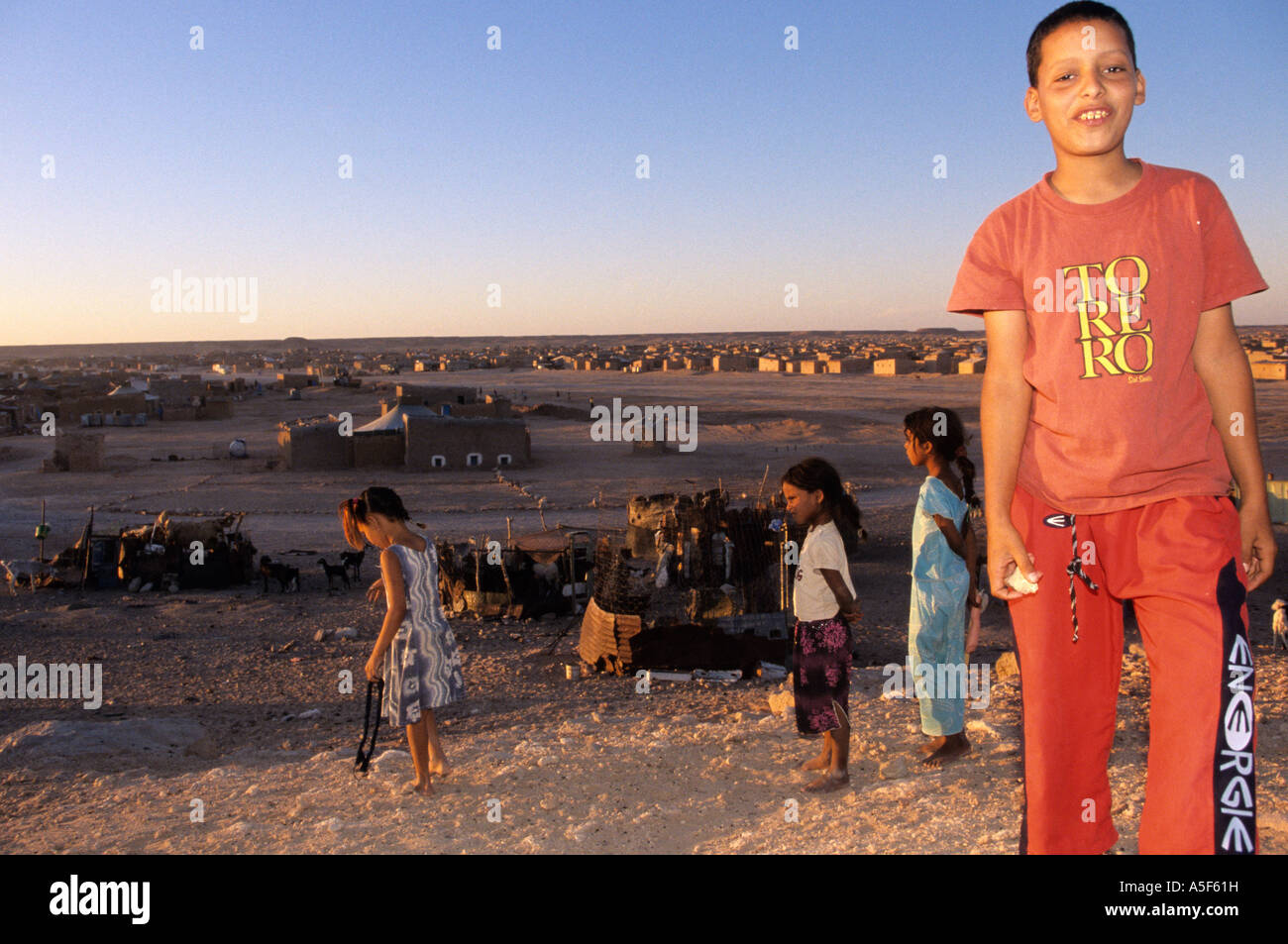 Algeria clothes High Resolution Stock Photography and Images - Alamy