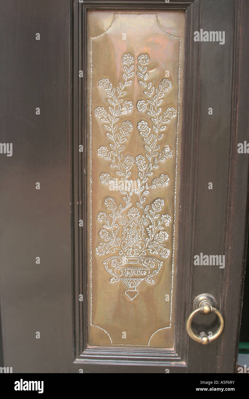 Filigree door handle hi-res stock photography and images - Alamy