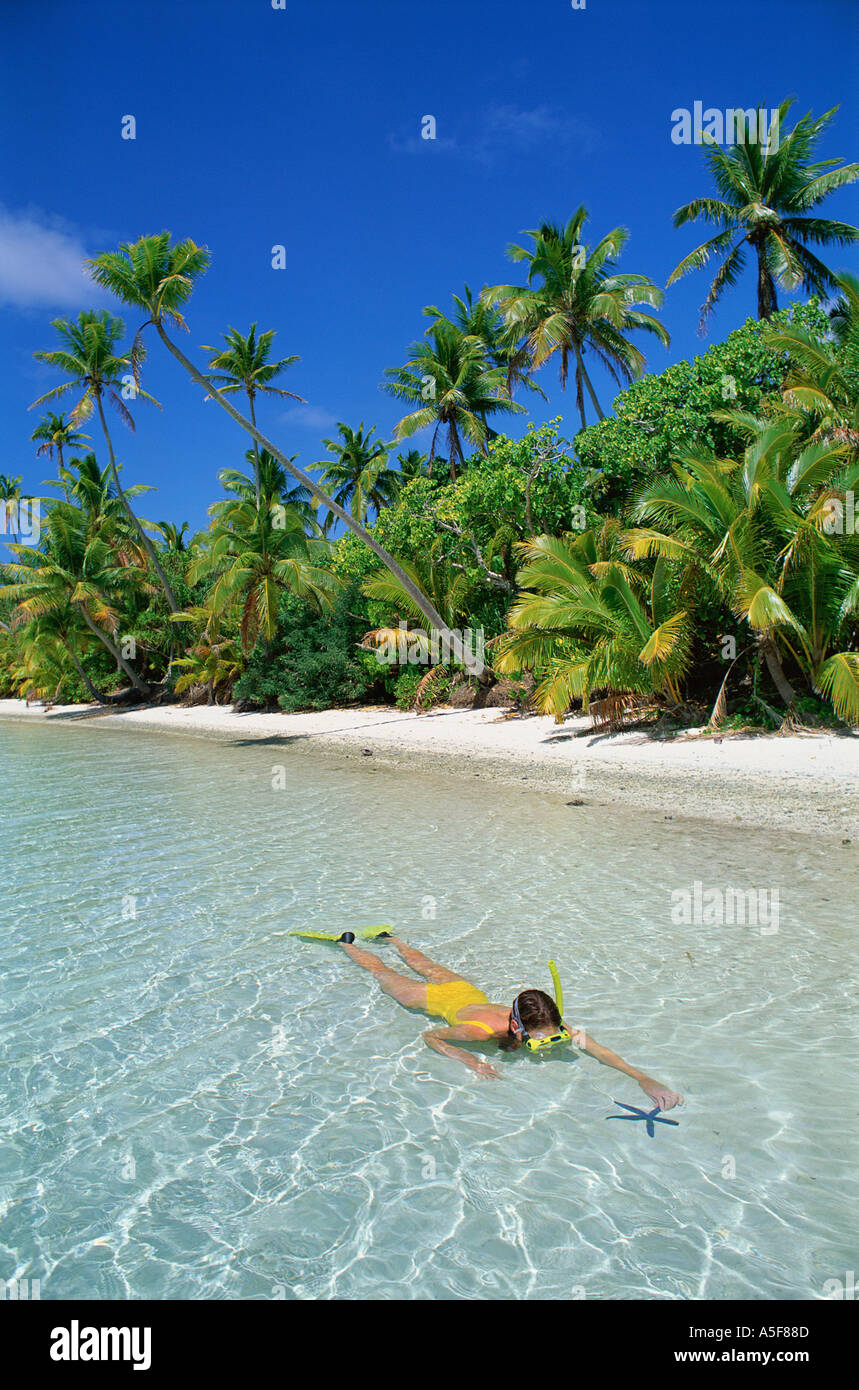 Snorkeling aitutaki cook islands hi-res stock photography and images ...