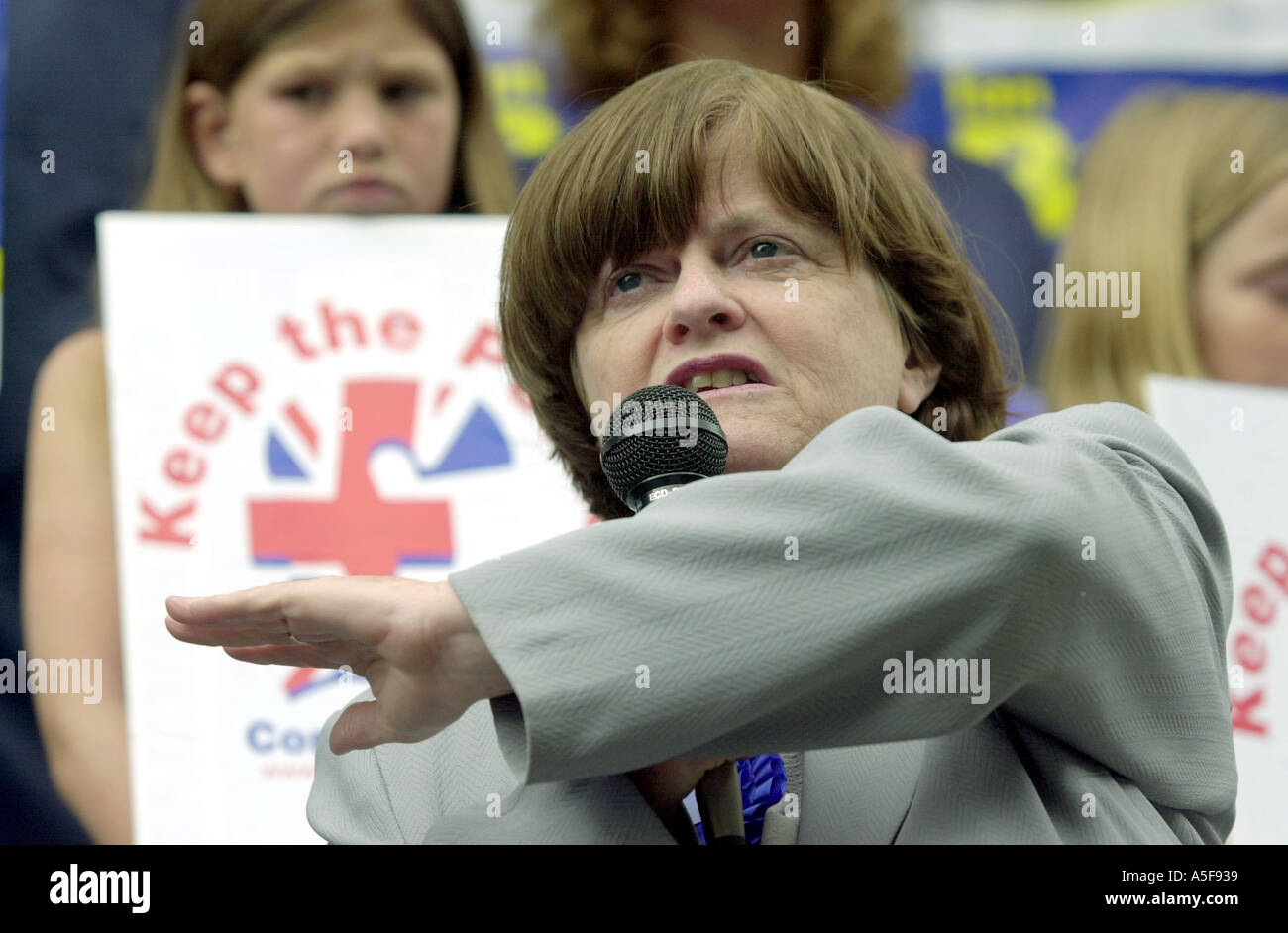 Anne widdecombe hi-res stock photography and images - Alamy