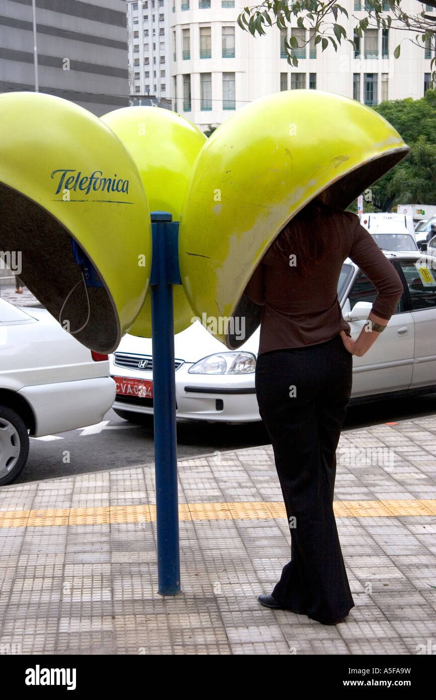 Pay phone brazil hi-res stock photography and images - Alamy