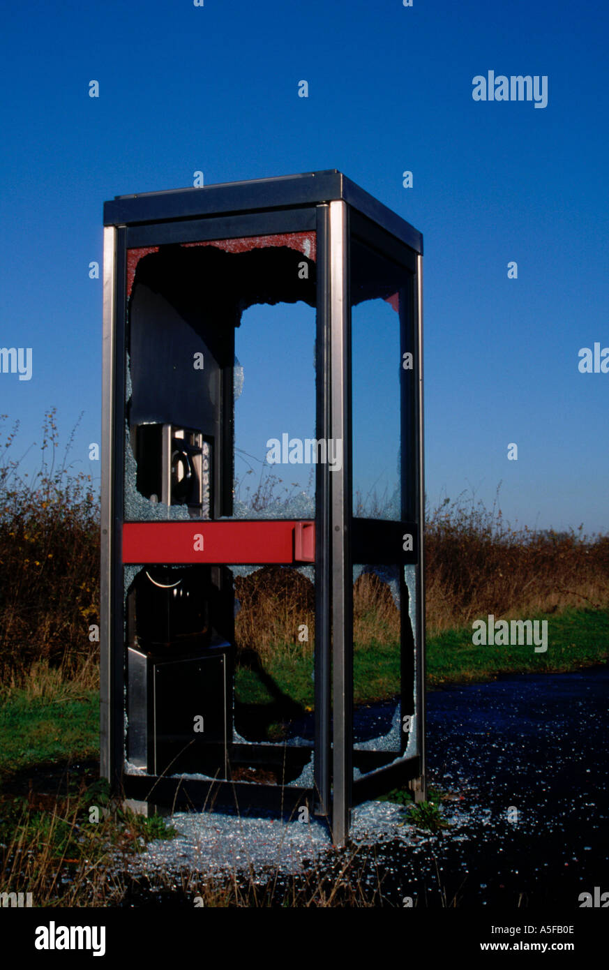 Vandalised Public Telephone Box Stock Photo - Alamy Vandalised Public Telephone Box Stock Photo - Alamy