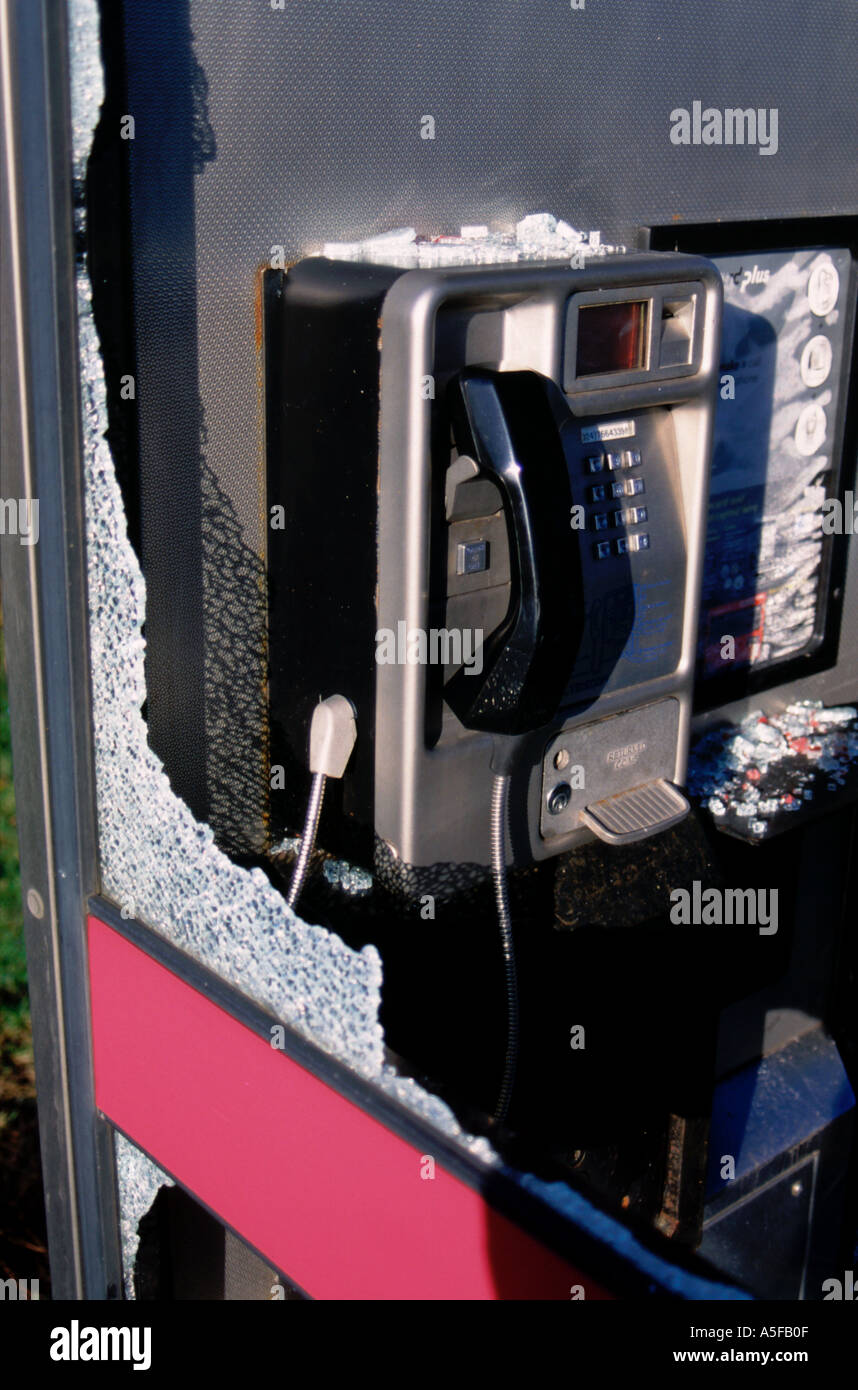 Public telephone box hi-res stock photography and images - Alamy