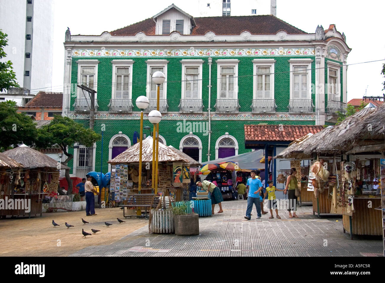 Outdoor market in Manaus Brazil Stock Photo - Alamy