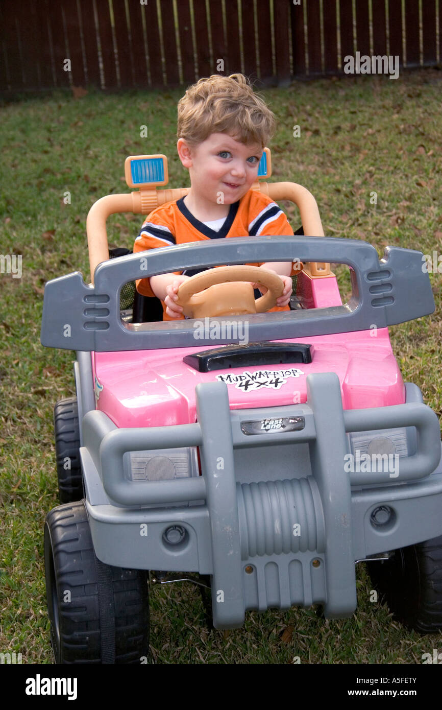 Child battery toy hi-res stock photography and images - Alamy