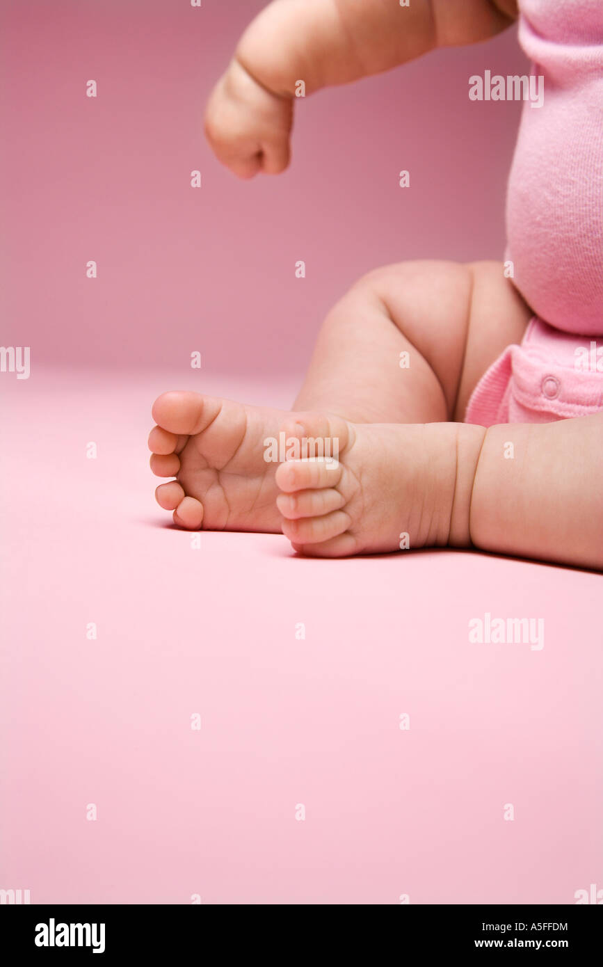 Fat baby legs hi-res stock photography and images - Alamy