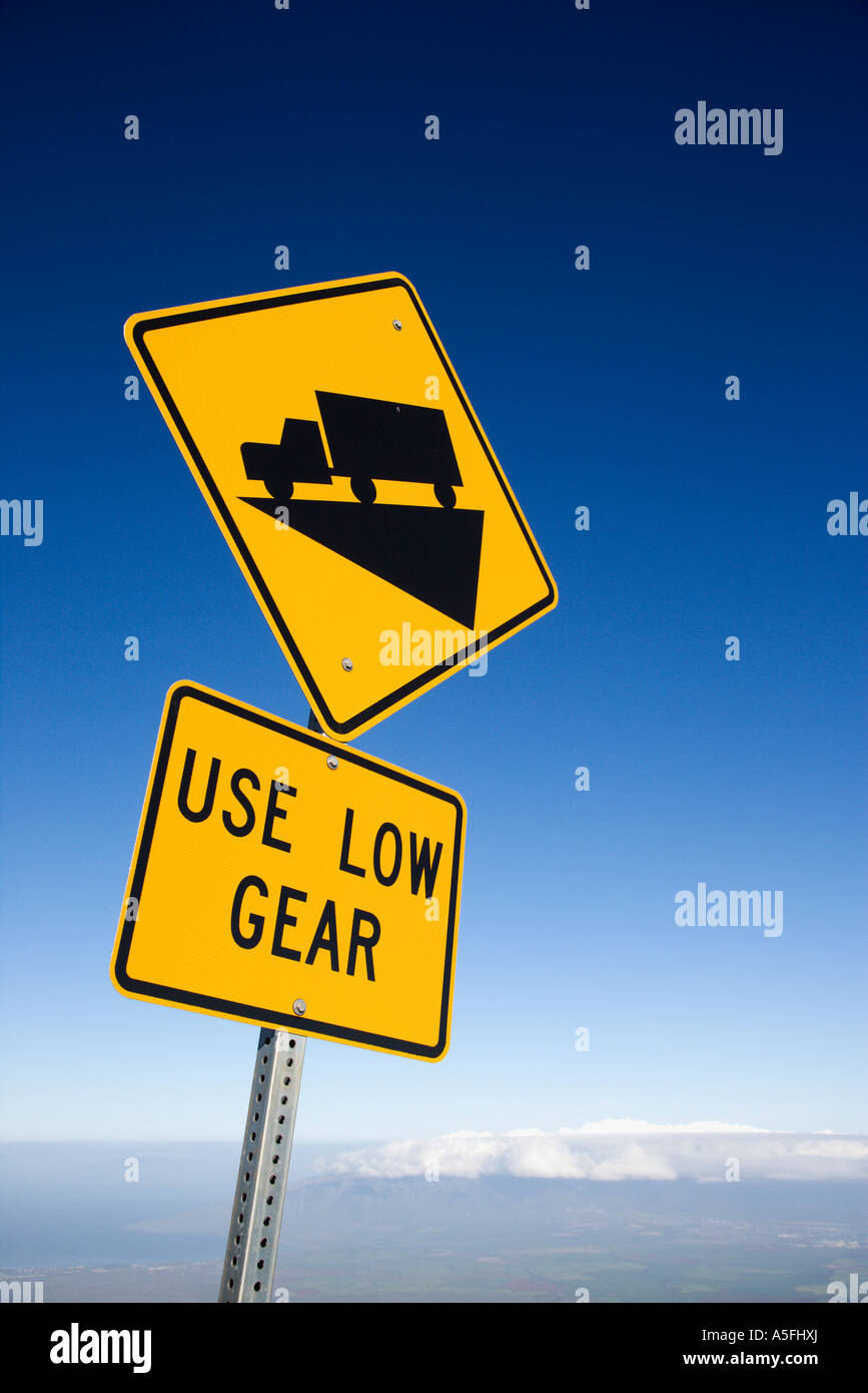 Steep grade truck road sign hi-res stock photography and images - Alamy
