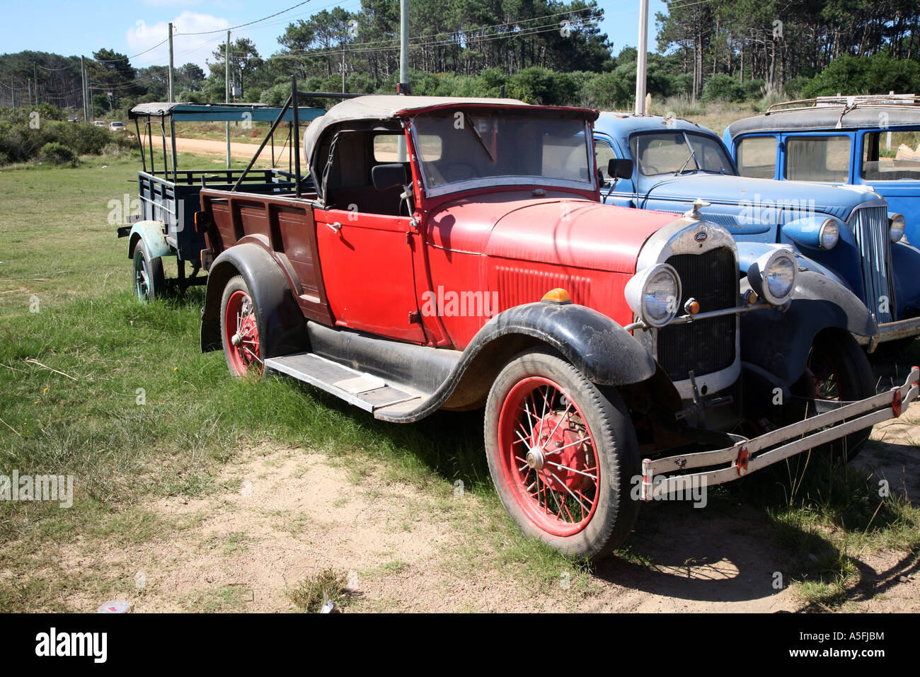 Oldtimer Ford Chevrolet Stock Photo - Alamy