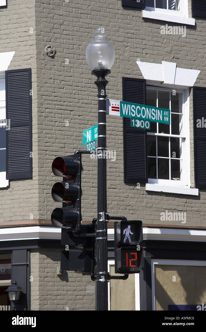 Pedestrian walk light to cross intersection at N Street and Wisconsin ...
