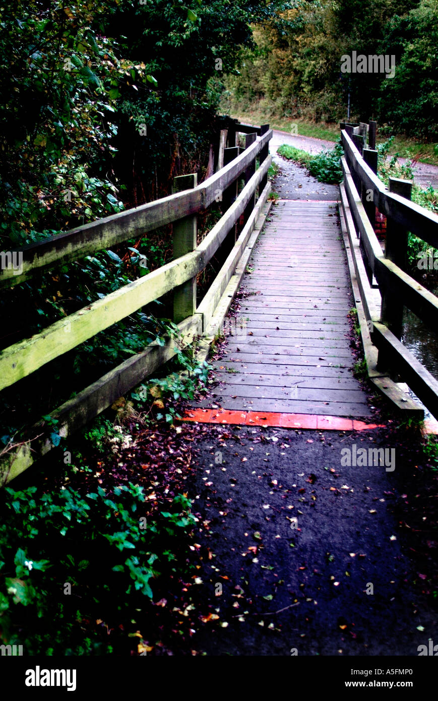 Rural bridge hi-res stock photography and images - Alamy