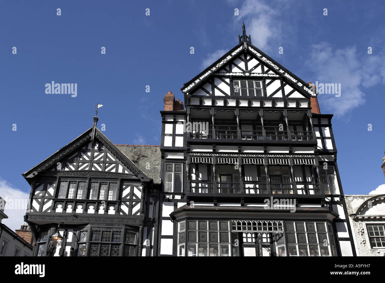Chester black white half timbered hi-res stock photography and images ...
