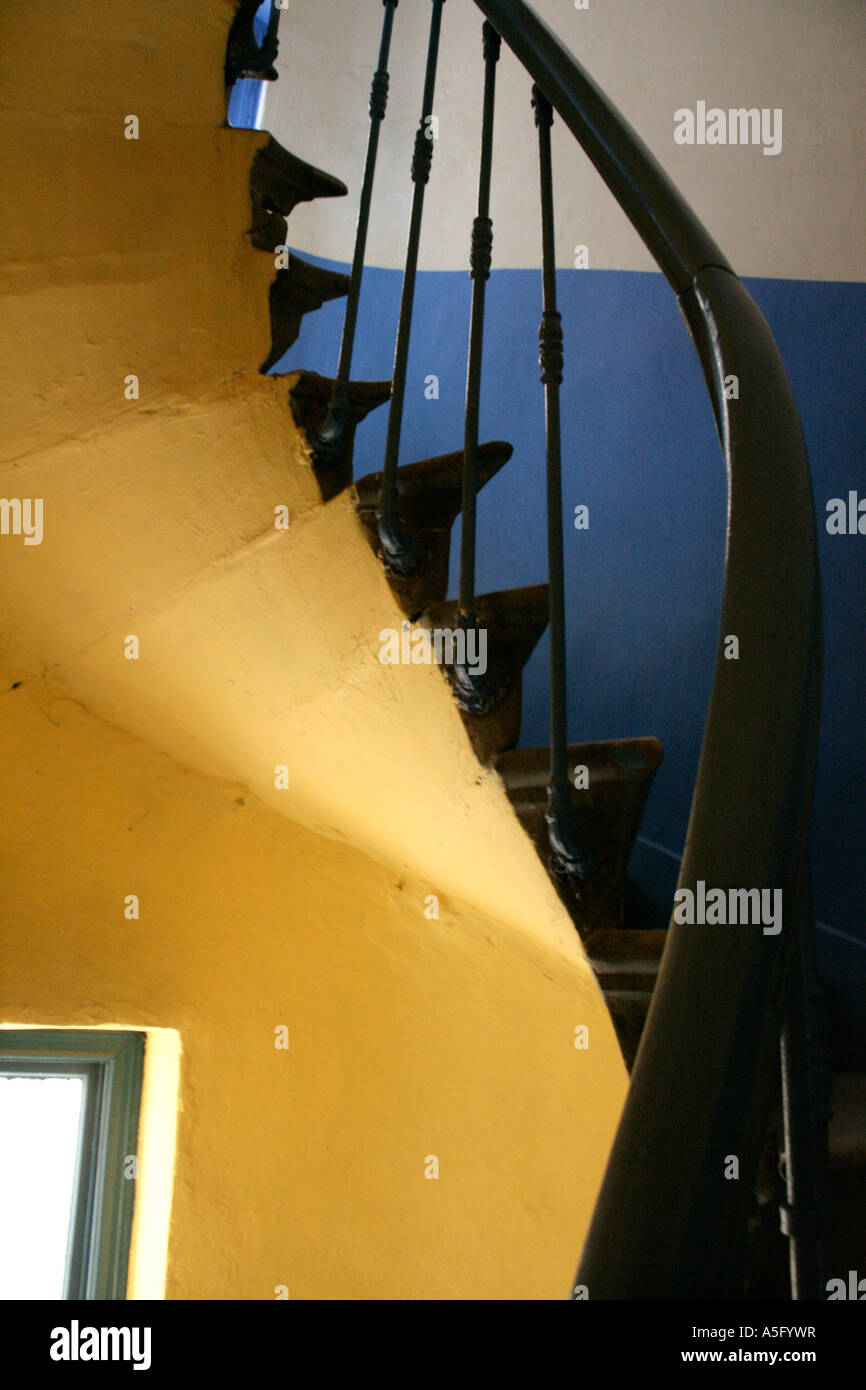 STAIRCASE IN OLD HOUSE IN BEYOGLU, ISTANBUL, TURKEY Stock Photo - Alamy