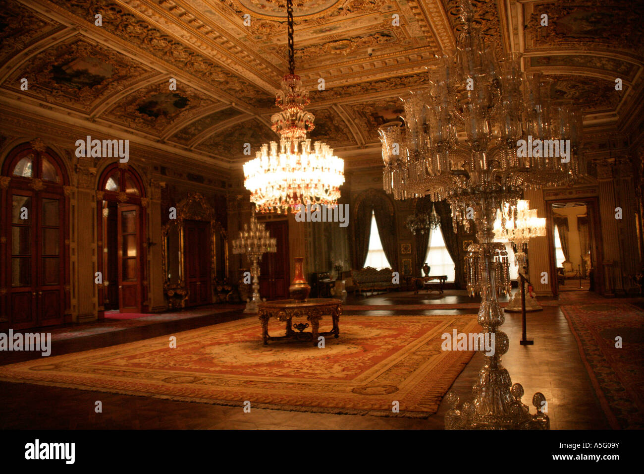 Blue hall dolmabahce hi-res stock photography and images - Alamy