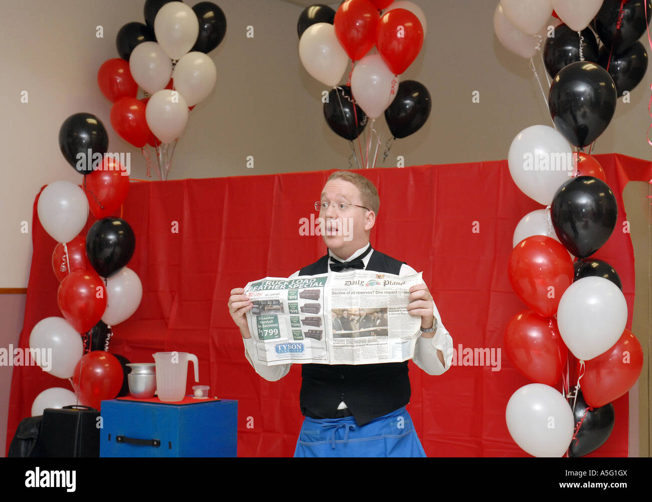 Magician at work Stock Photo - Alamy