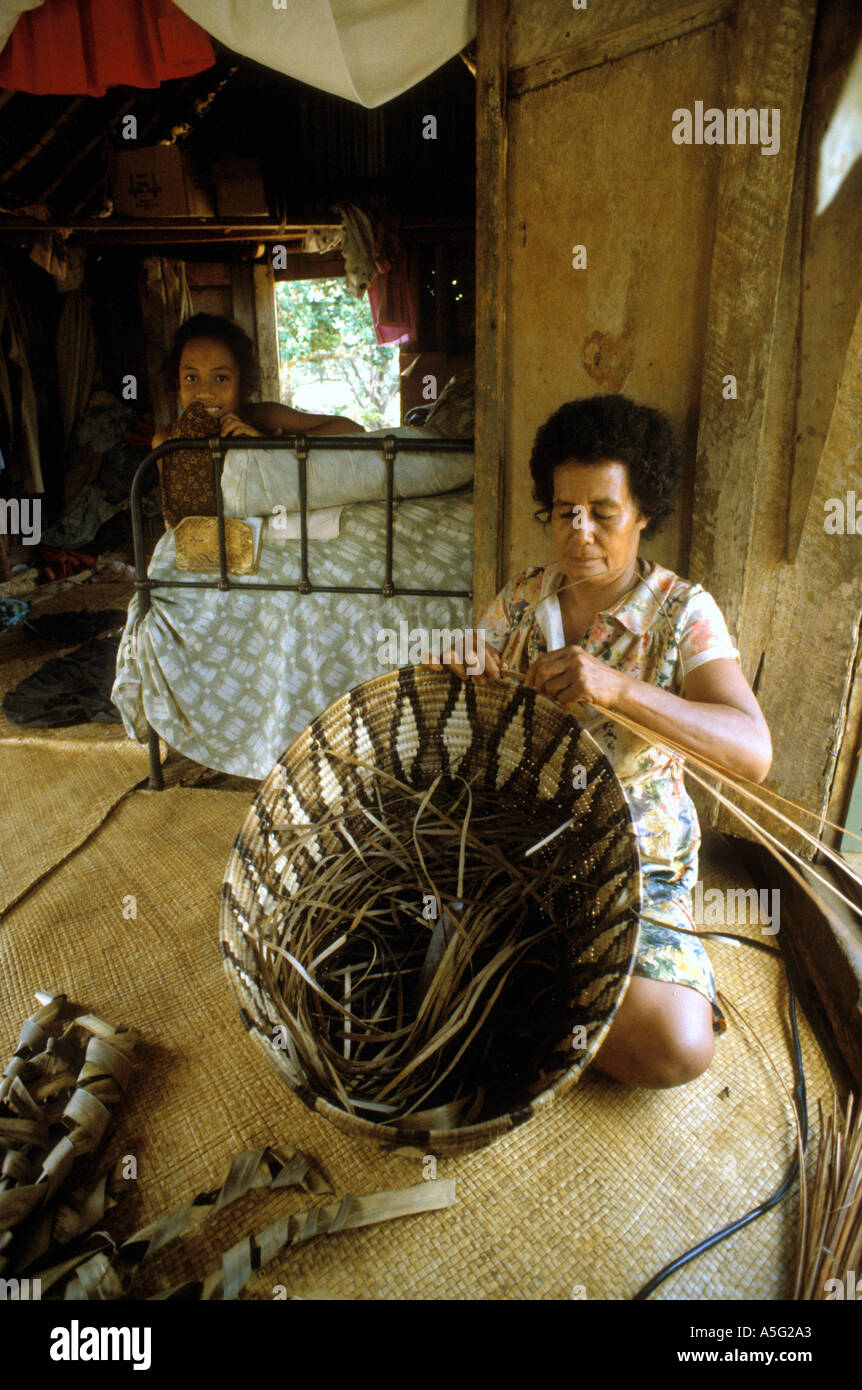 Polynesian weaving hi-res stock photography and images - Alamy