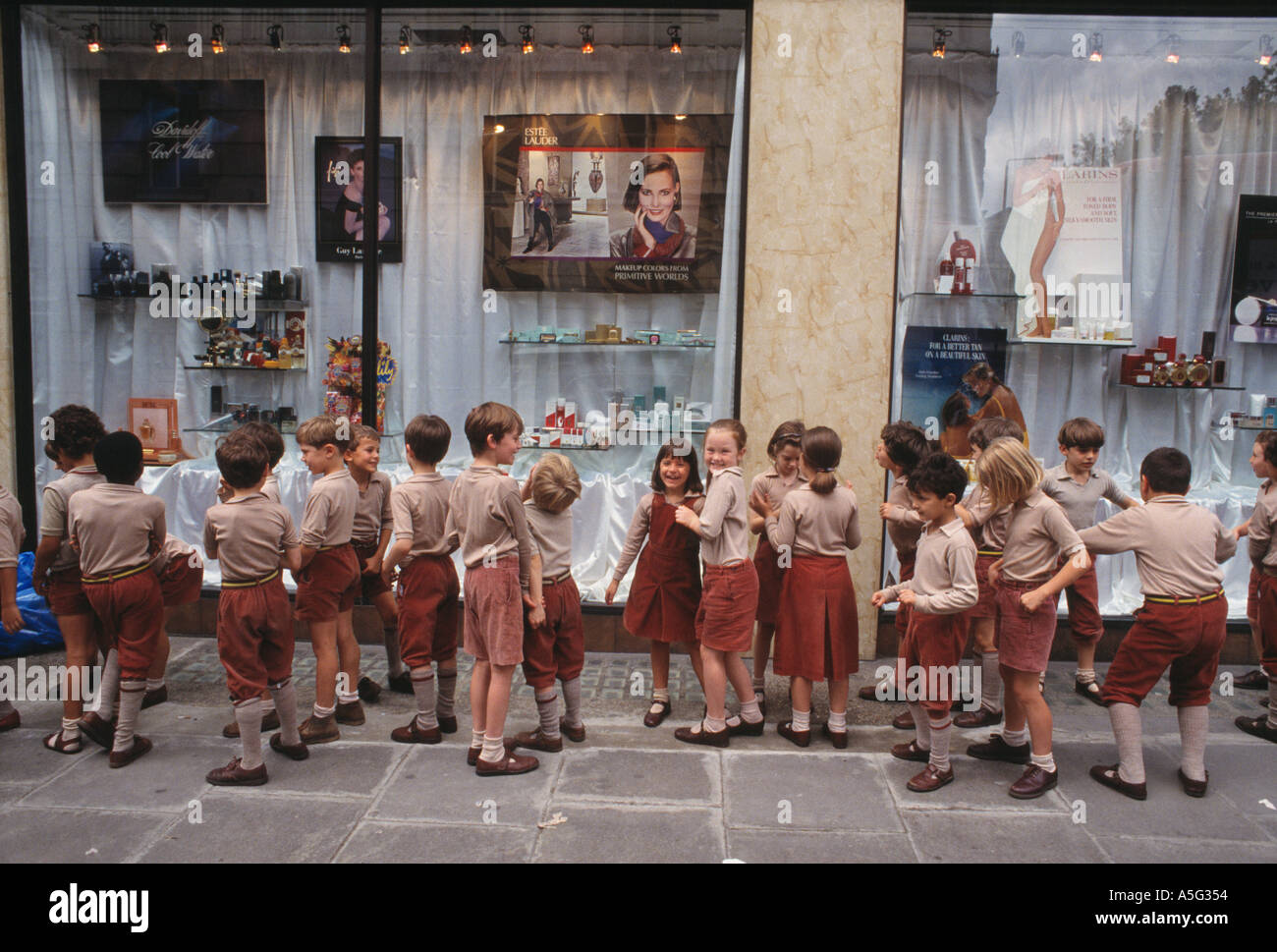 Hill house school london hi-res stock photography and images - Alamy