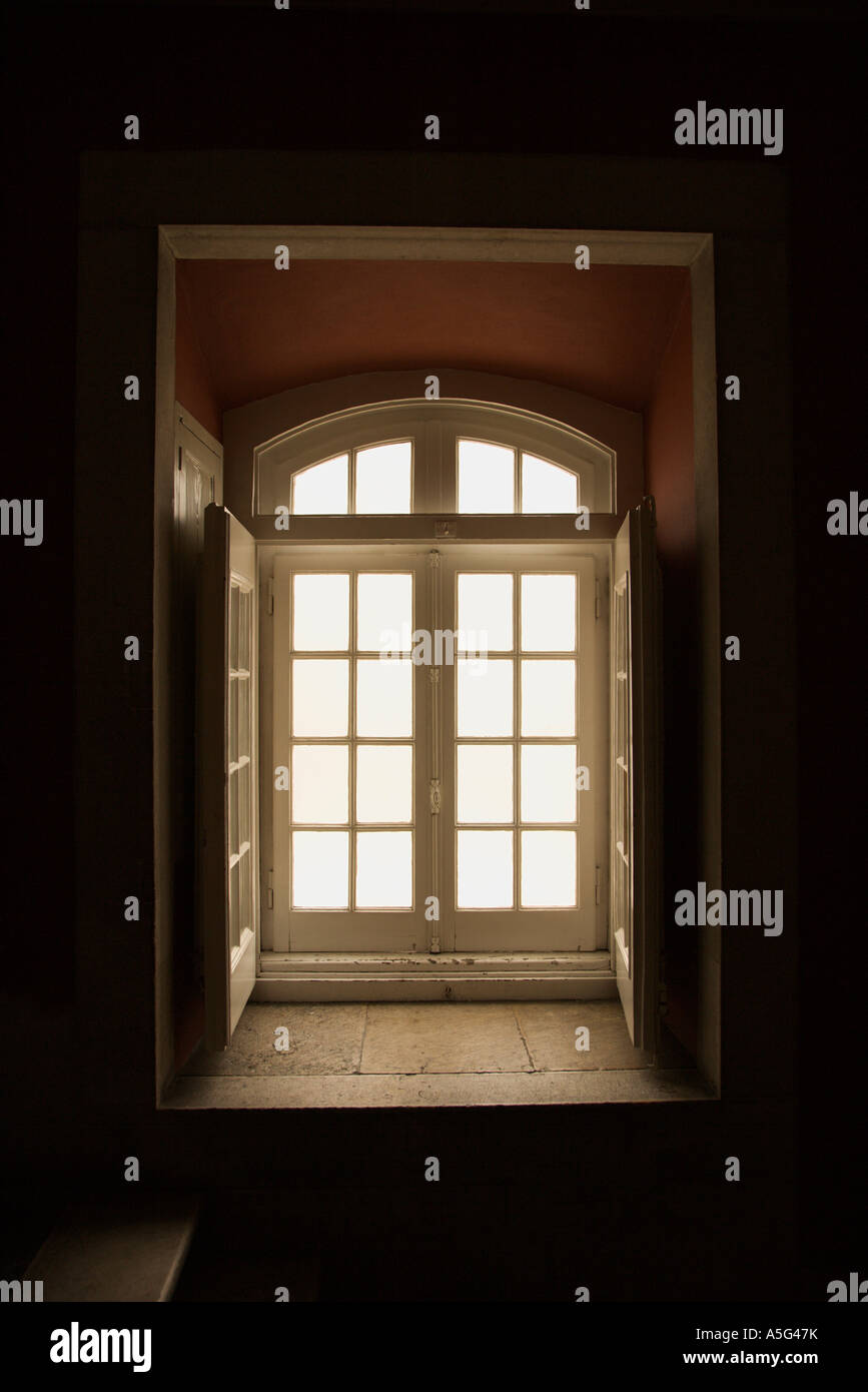Recessed window hi-res stock photography and images - Alamy
