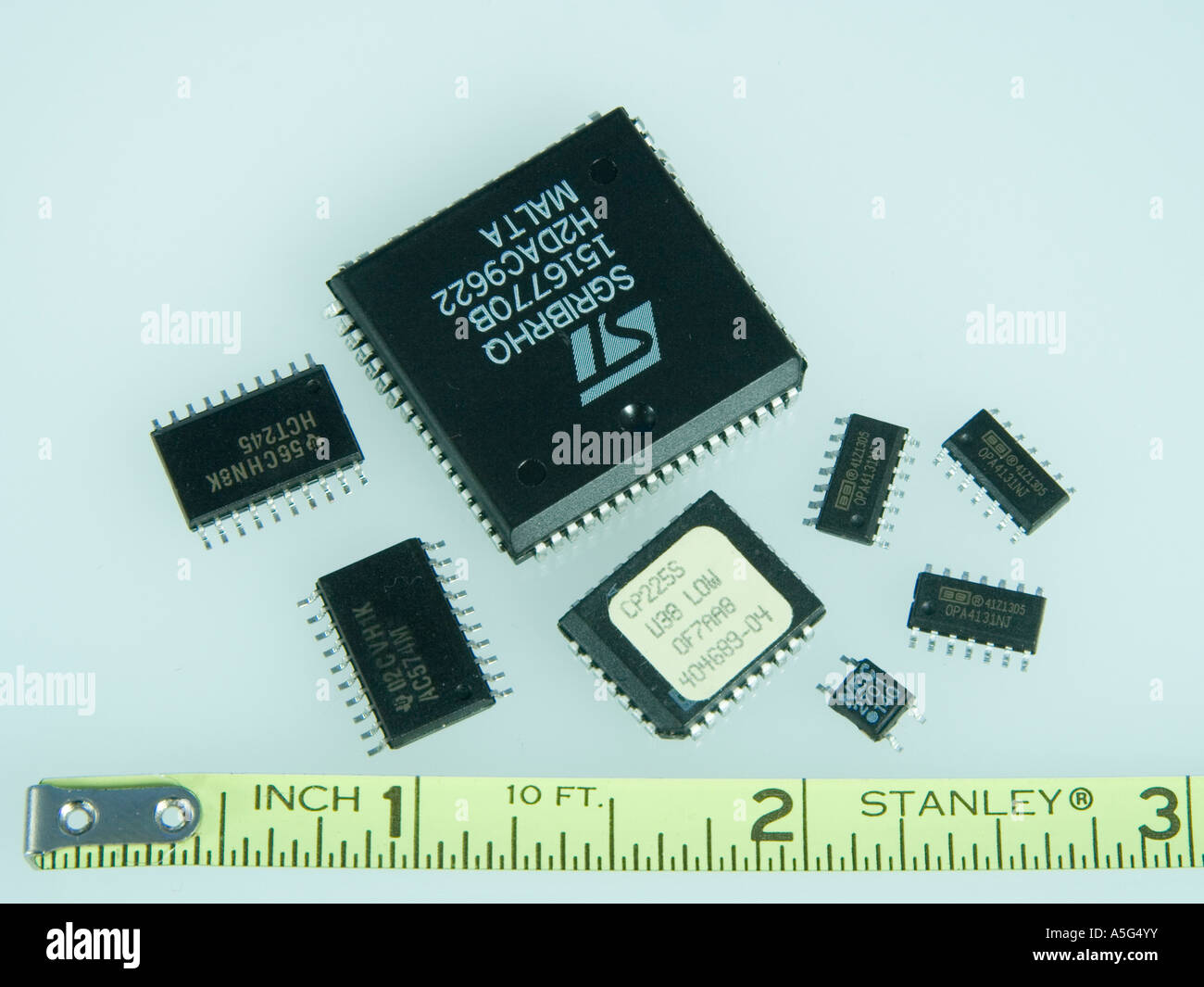 surface mount devices Stock Photo - Alamy