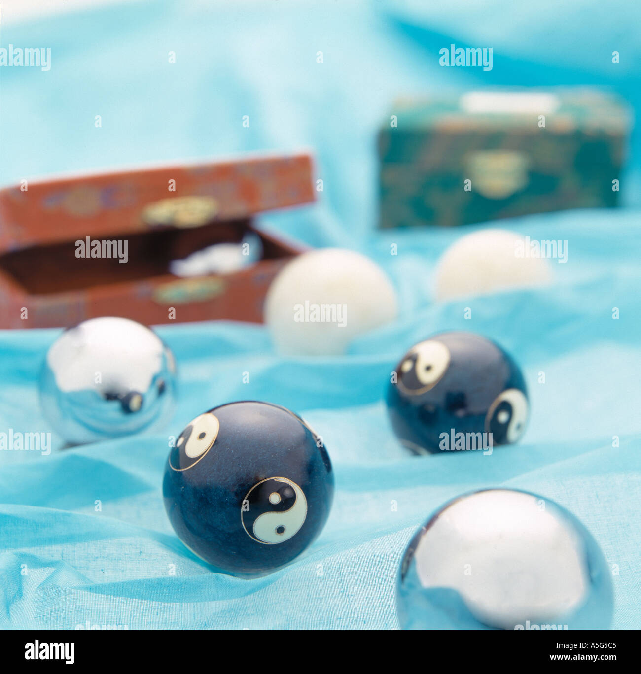 Qi gong meditation hi-res stock photography and images - Alamy