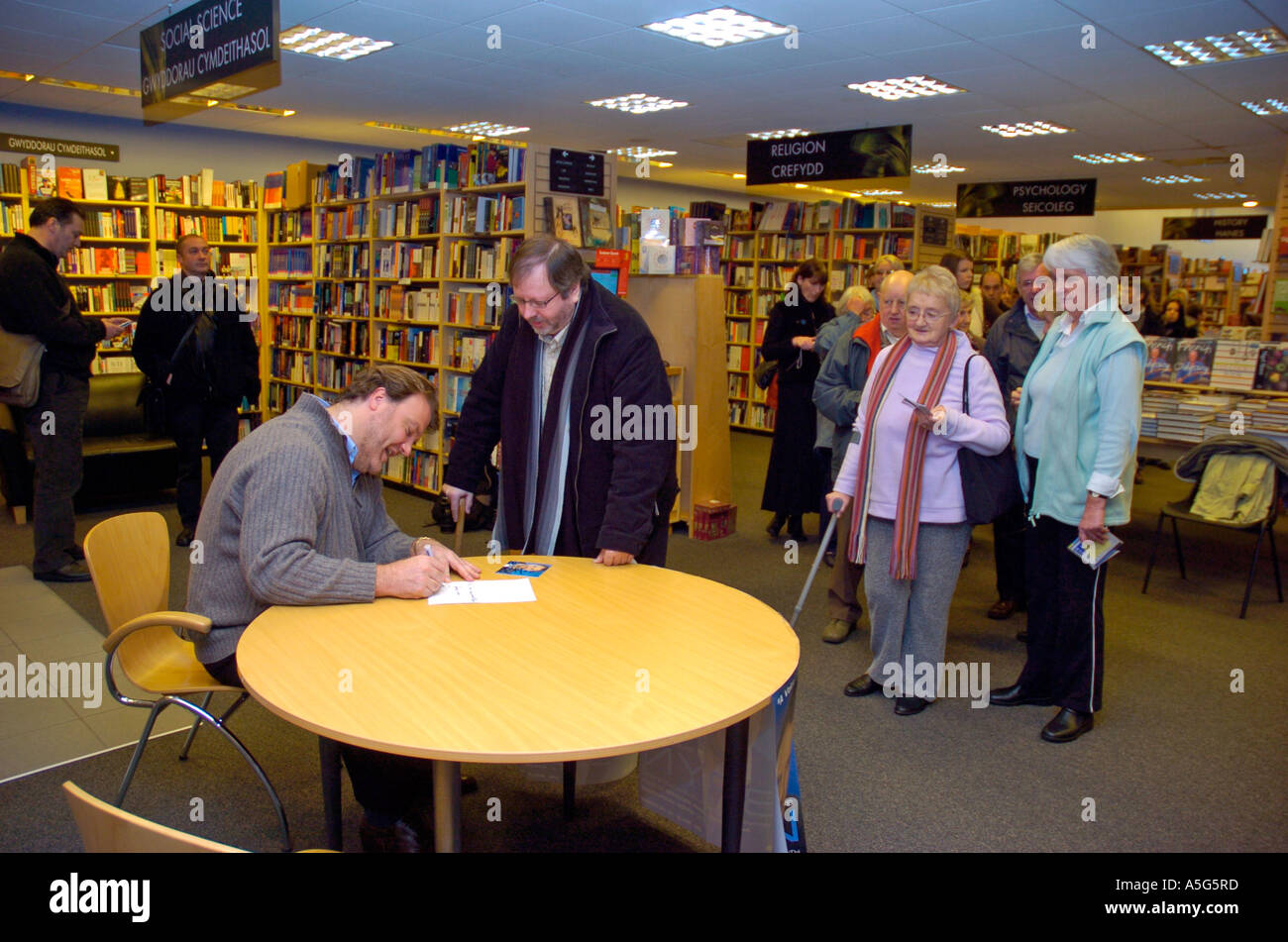 Welsh Opera singer Bryn Terfel at a pre Christmas CD signing session in ...