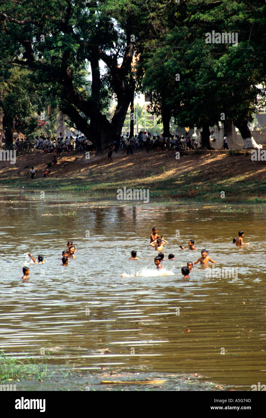Norma joseph south east asia cambodia kampuchea hi-res stock ...