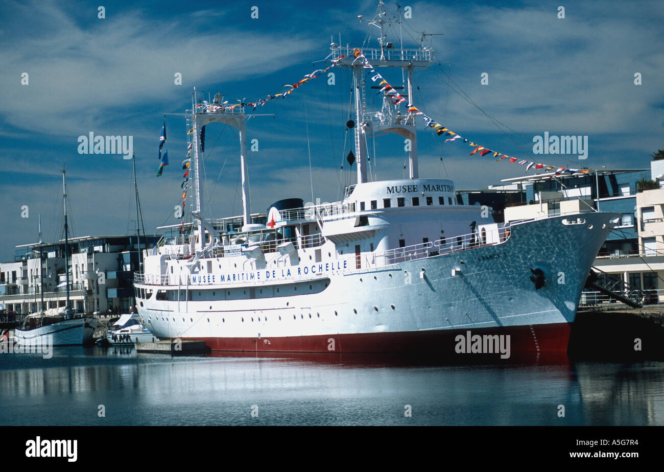 Musee Maritime floating ship La Rochelle Bassin des Grands Yachts La ...