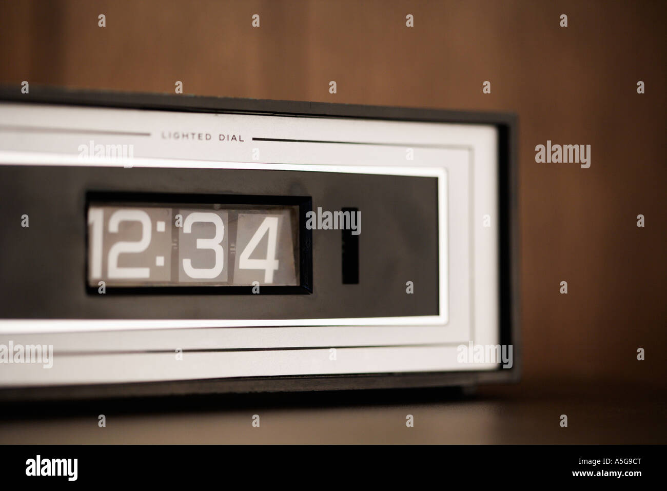 Retro digital flip clock hi-res stock photography and images - Alamy