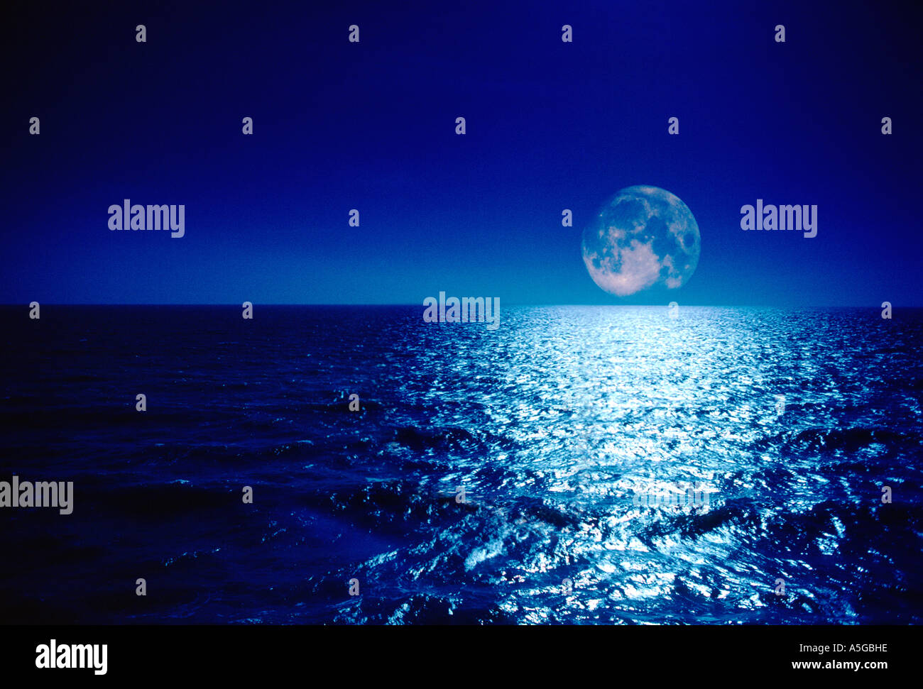 large,huge,massive,Moonrise over Sea on the horizon beautiful clear ...