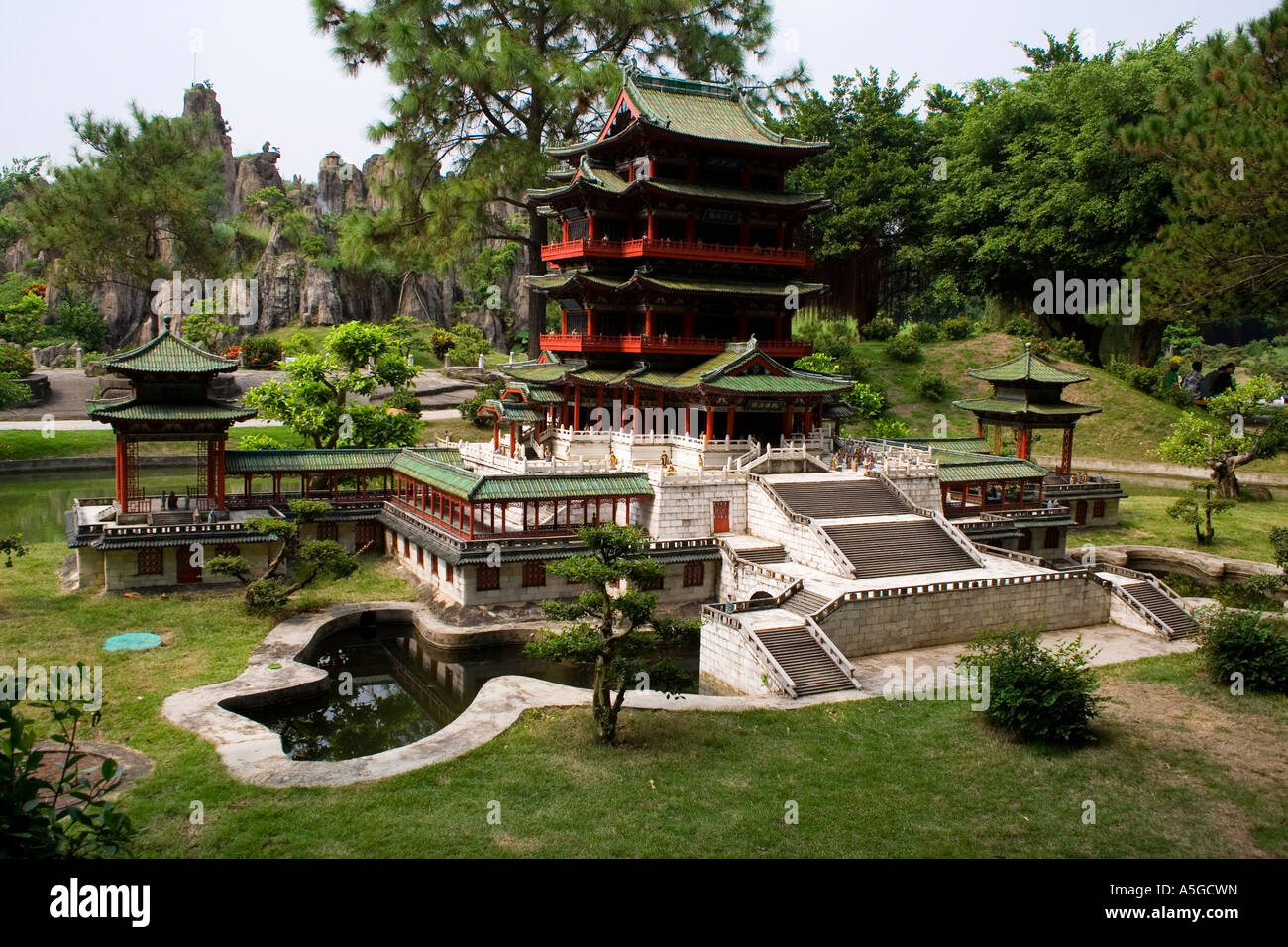 Splendid china theme park hi-res stock photography and images - Alamy