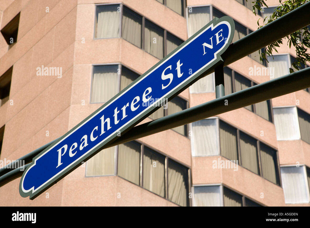 Road sign for Peachtree St in downtown Atlanta Georgia Stock Photo - Alamy