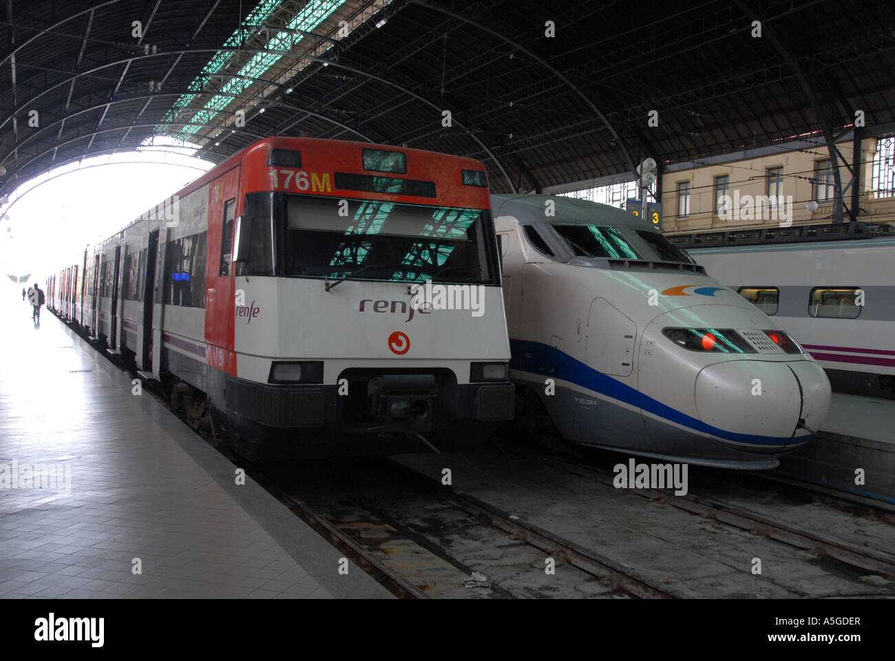 Valencia express hi-res stock photography and images - Alamy
