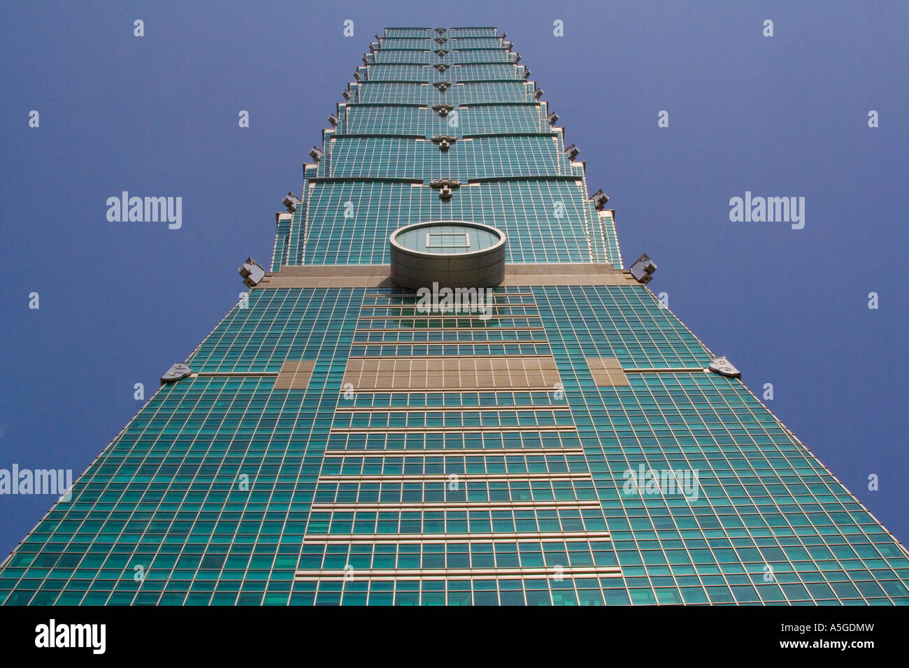 Taipei 101 Skyscraper Taiwan Stock Photo - Alamy