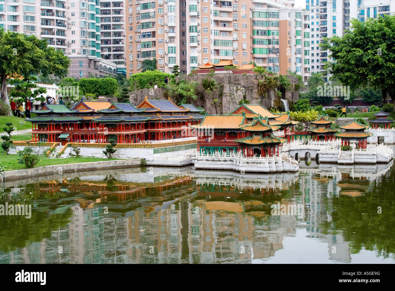 Miniature Replicas Splendid China Cultural Theme Park Shenzhen China ...